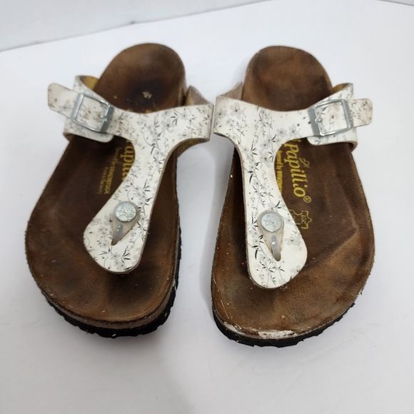 Papillio | Shoes | Papillio By Birkenstock Gizeh White Floral Thong ...
